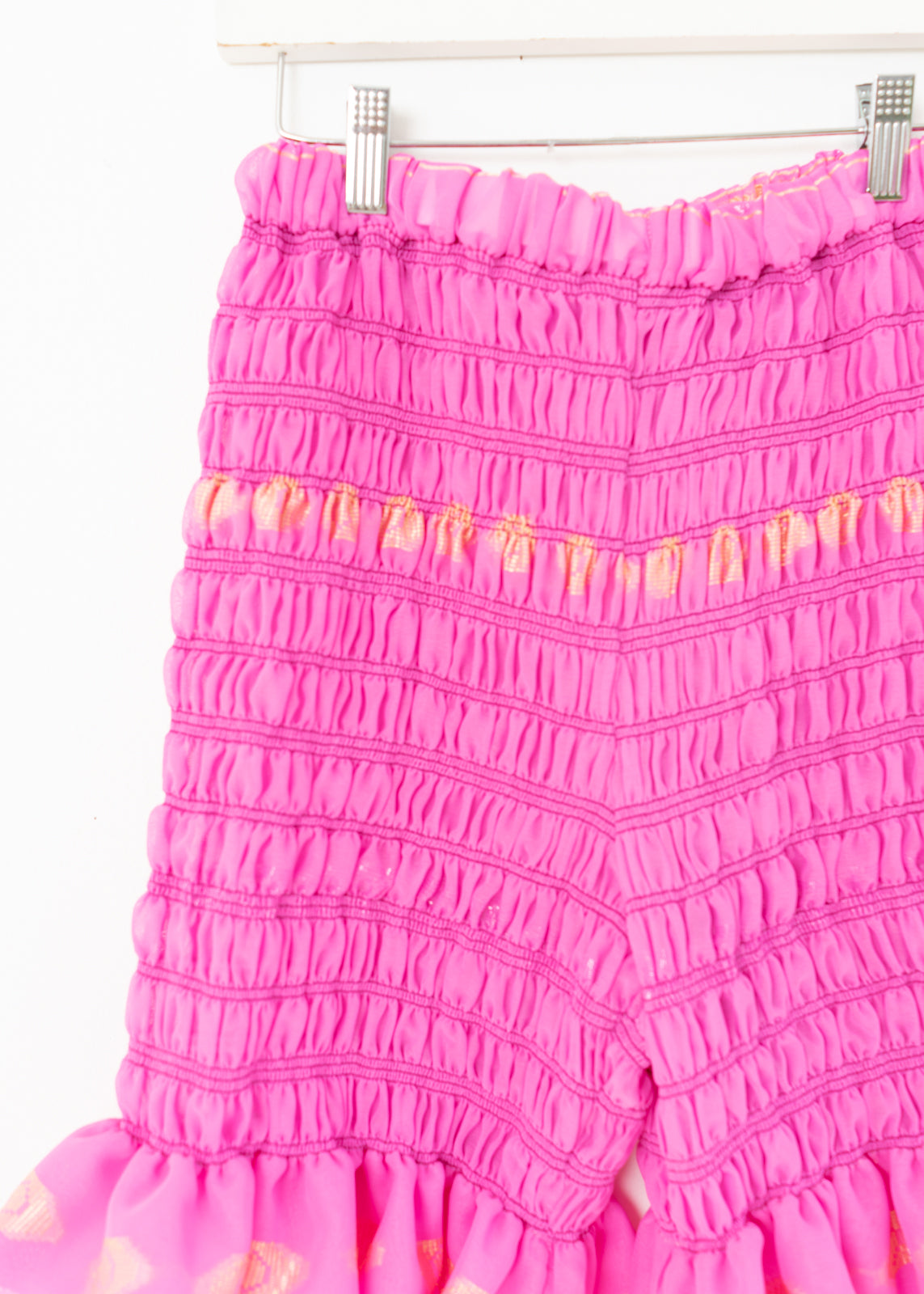 Rara Ruffle Shorts -Pink Silk Sheer gold – Lai Lai